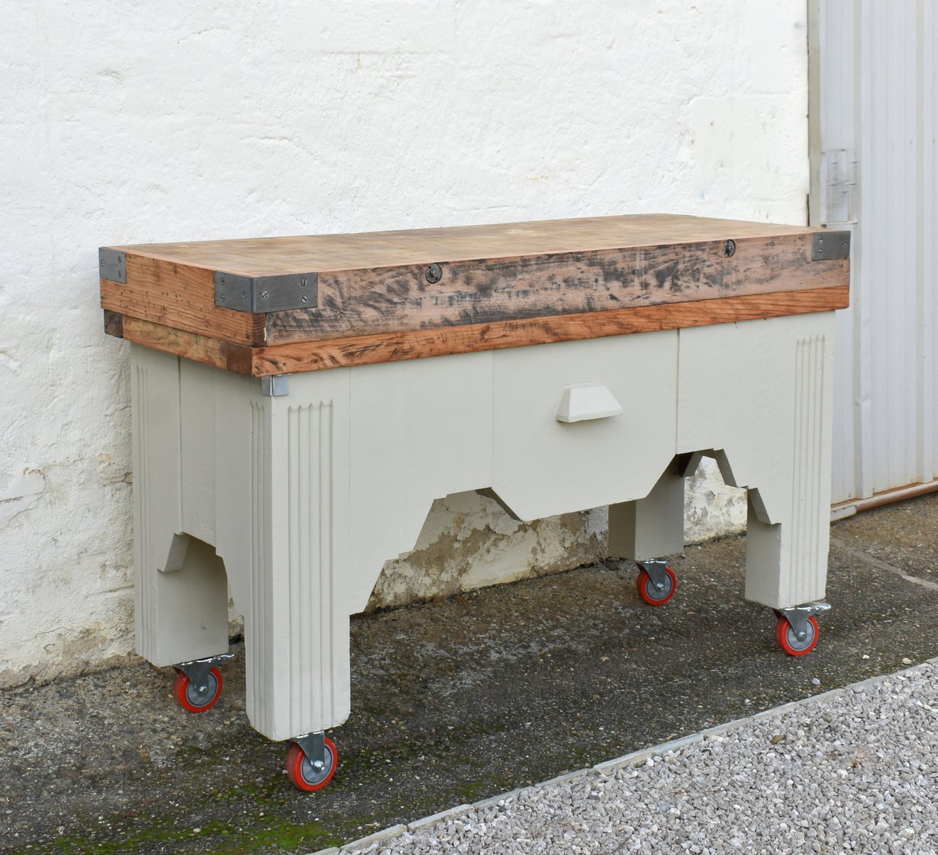 French Art Deco Butchers Block, 1920s for sale at Pamono