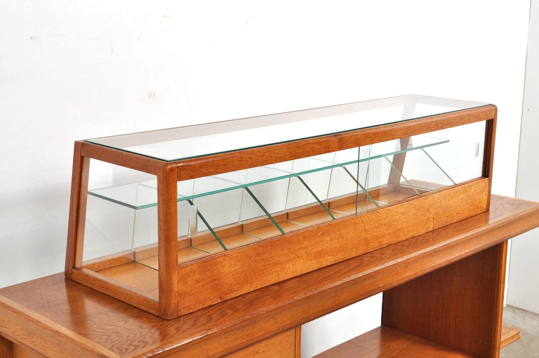 Long Vintage Display Cabinet in Oak, 1920s for sale at Pamono