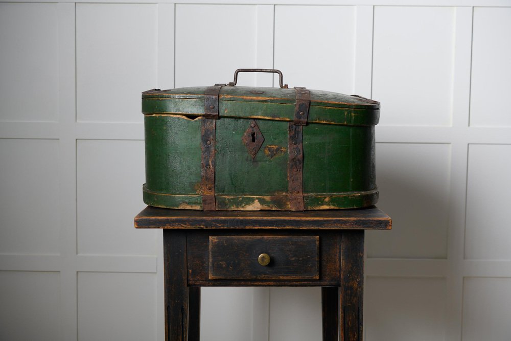 Antique Swedish Folk Art Travel Box, 1700s for sale at Pamono