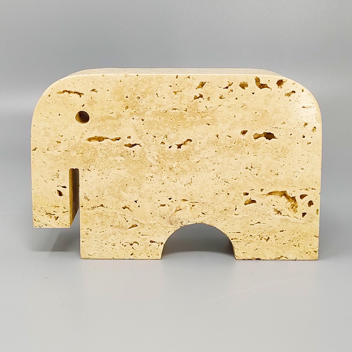 Original Travertine Elephant Sculpture by Enzo Mari for F.lli Mannelli ...