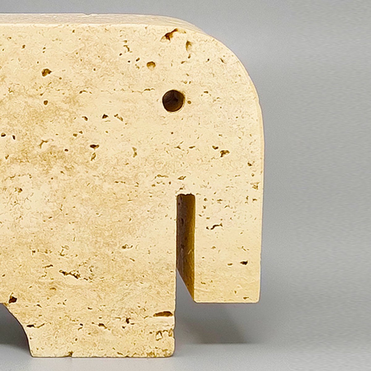 Original Travertine Elephant Sculpture by Enzo Mari for F.lli Mannelli ...
