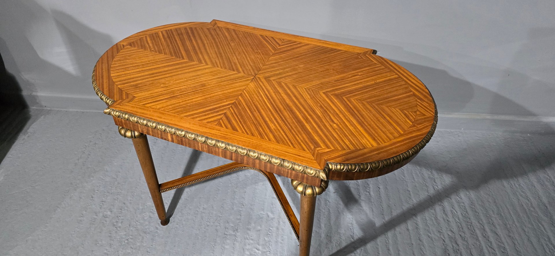 Satinwood Coffee Table, 1900s for sale at Pamono