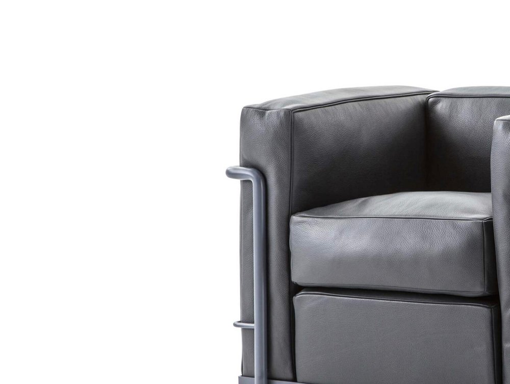 Set of High Comfort Armchair by Le Corbusier for sale at Pamono