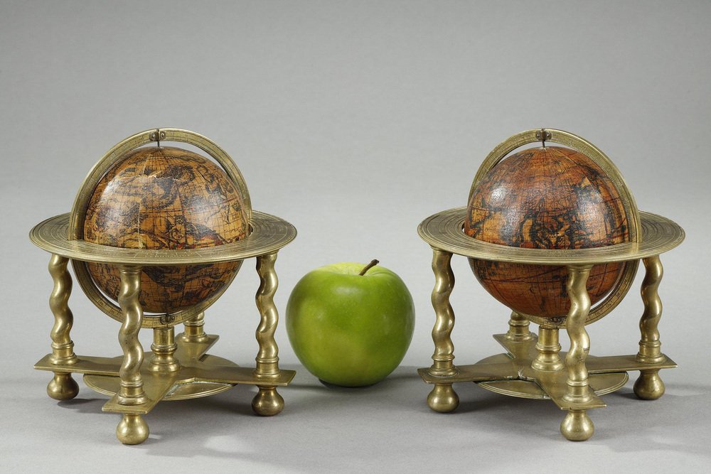 17th Century Celestial and Terrestrial Globes by Vincenzo Coronelli, 1697, Set of 2 for sale at ...
