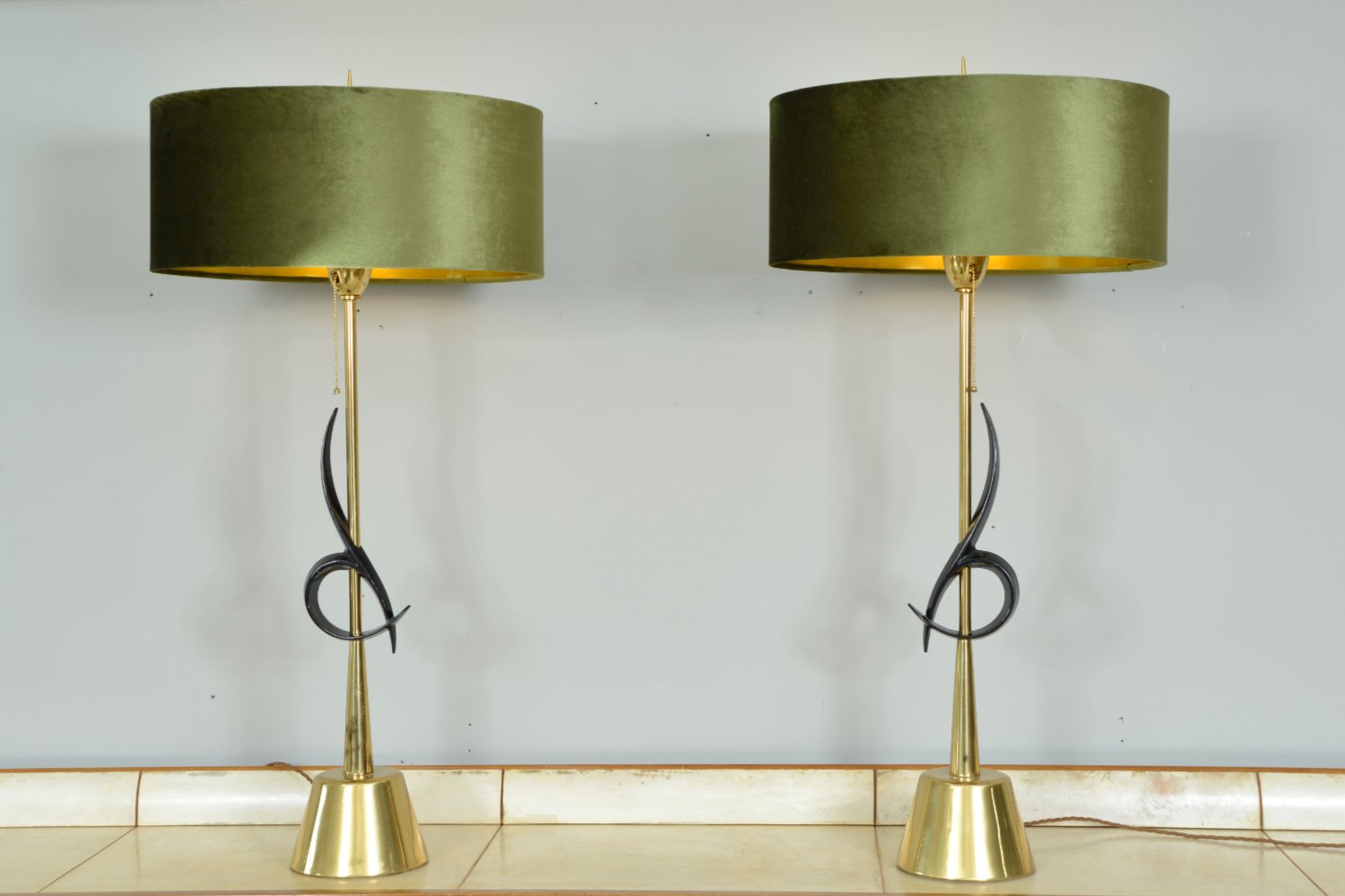 Large Mid-Century Modern Hollywood Regency Table Lamps from Rembrandt ...