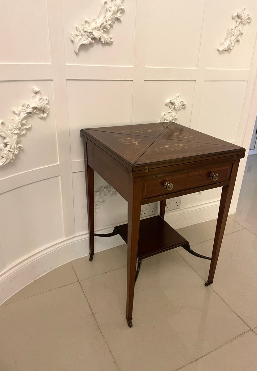 Antique Edwardian Side Table in Mahogany, 1900 for sale at Pamono