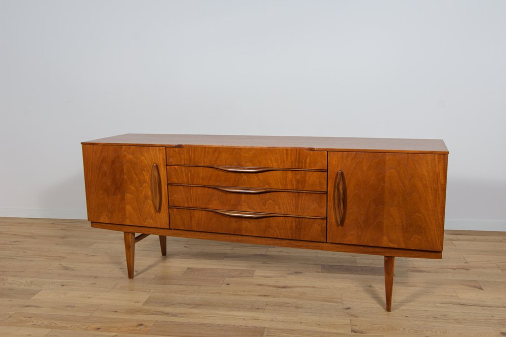 Mid-Century Sideboard aus Teak von Beautility, 1960er bei Pamono kaufen