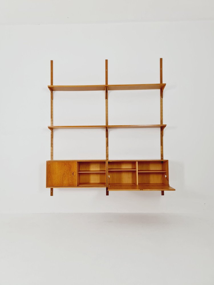 Danish Modern Modular Oak Shelving System by Hansen & Guldborg Mobler ...