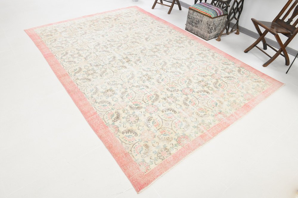 Large Vintage Pastel Rug in Wool for sale at Pamono