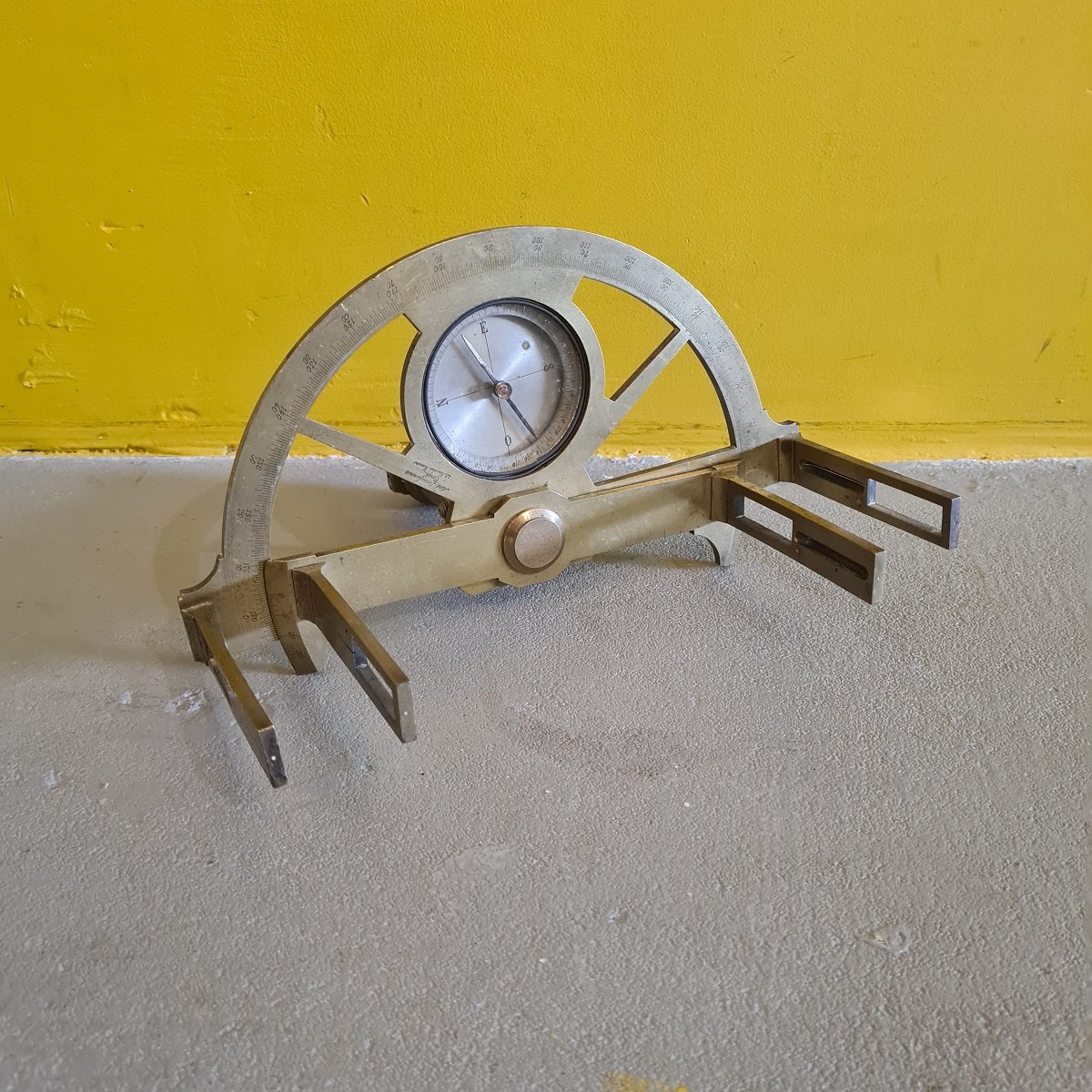 Französisches Graphometer von Ant Lasselannes, 1890er bei Pamono kaufen