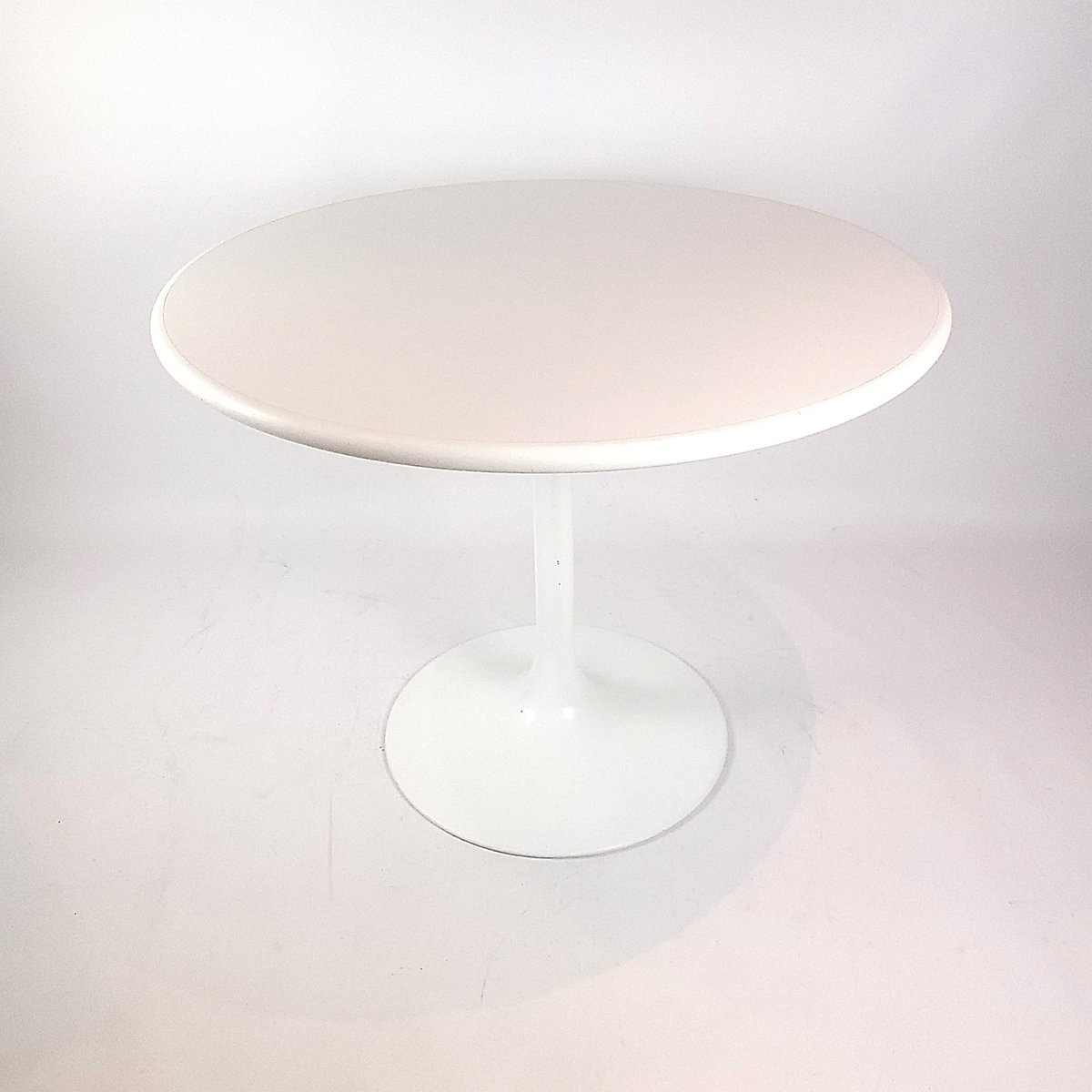 Tulip Leg Dining Table, 1970s for sale at Pamono