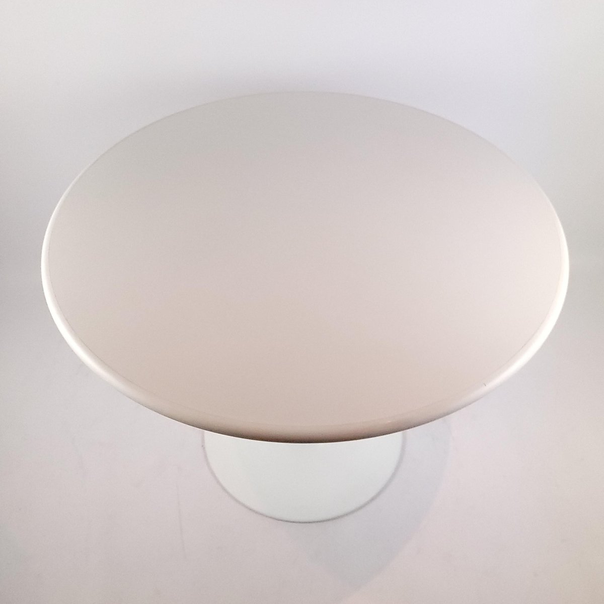 Tulip Leg Dining Table, 1970s for sale at Pamono