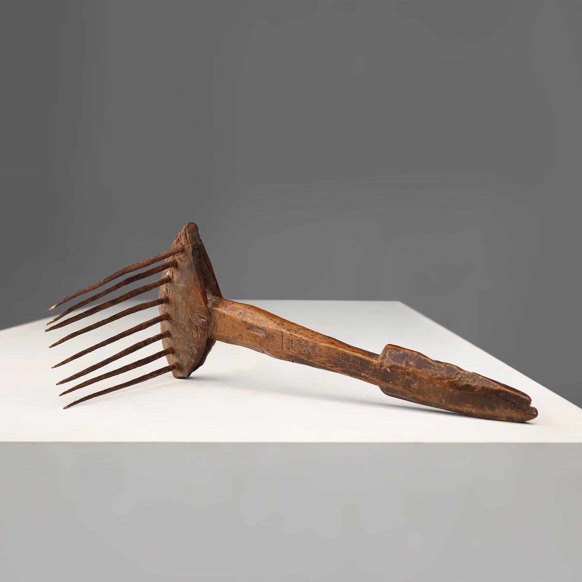 French Primitive Wool Comb, 16th Century for sale at Pamono