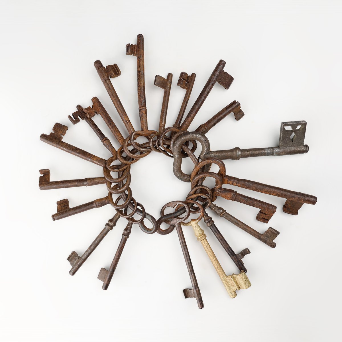 Large 16th Century Castle Keys, France, Set of 20 for sale at Pamono