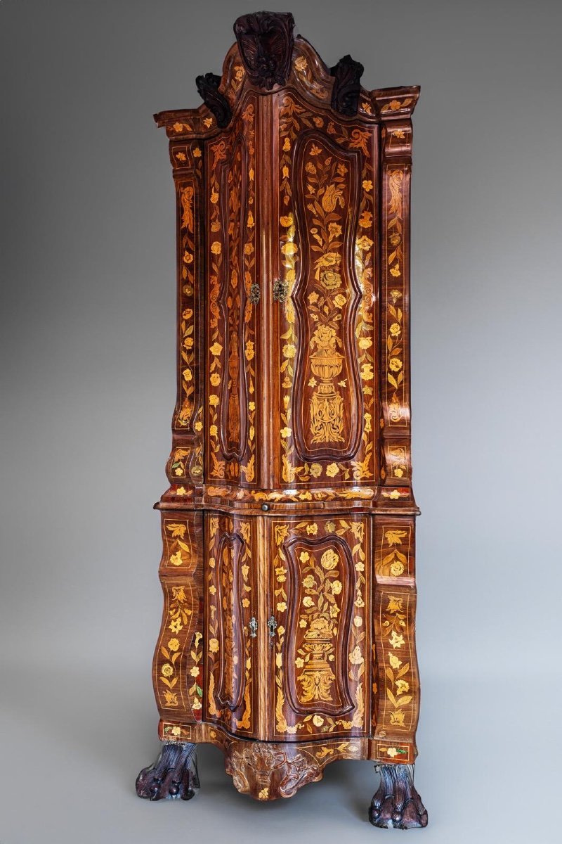 Dutch Corner Cabinet in Floral Marquetry, 18th Century for sale at Pamono