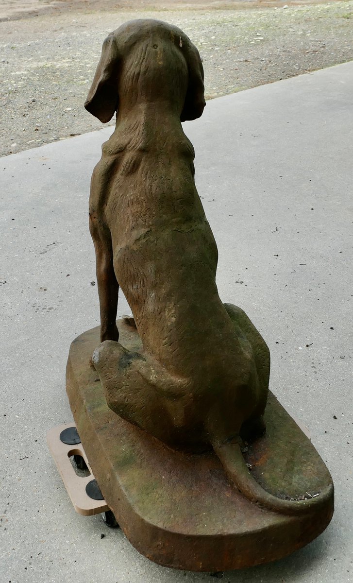 Seated Hunting Dog, 1960s, Cast Iron Statue for sale at Pamono