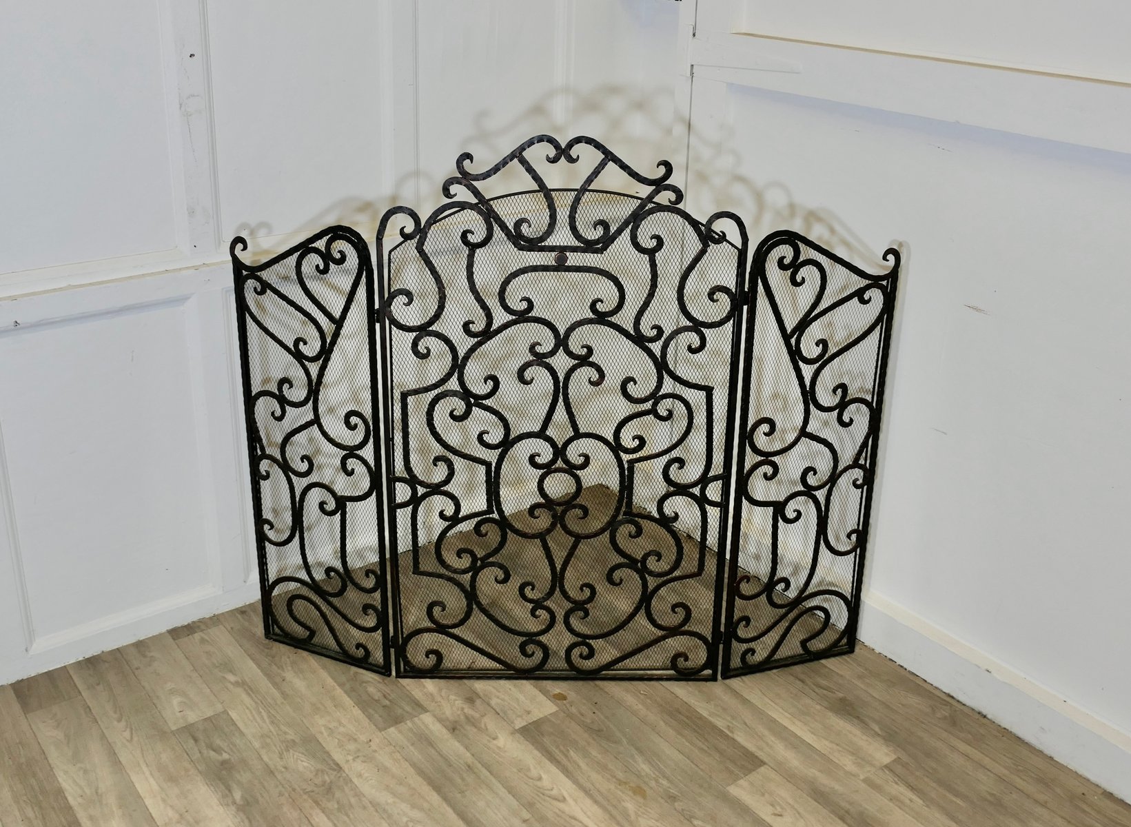Large Folding Fire Guard in Wrought Iron for sale at Pamono