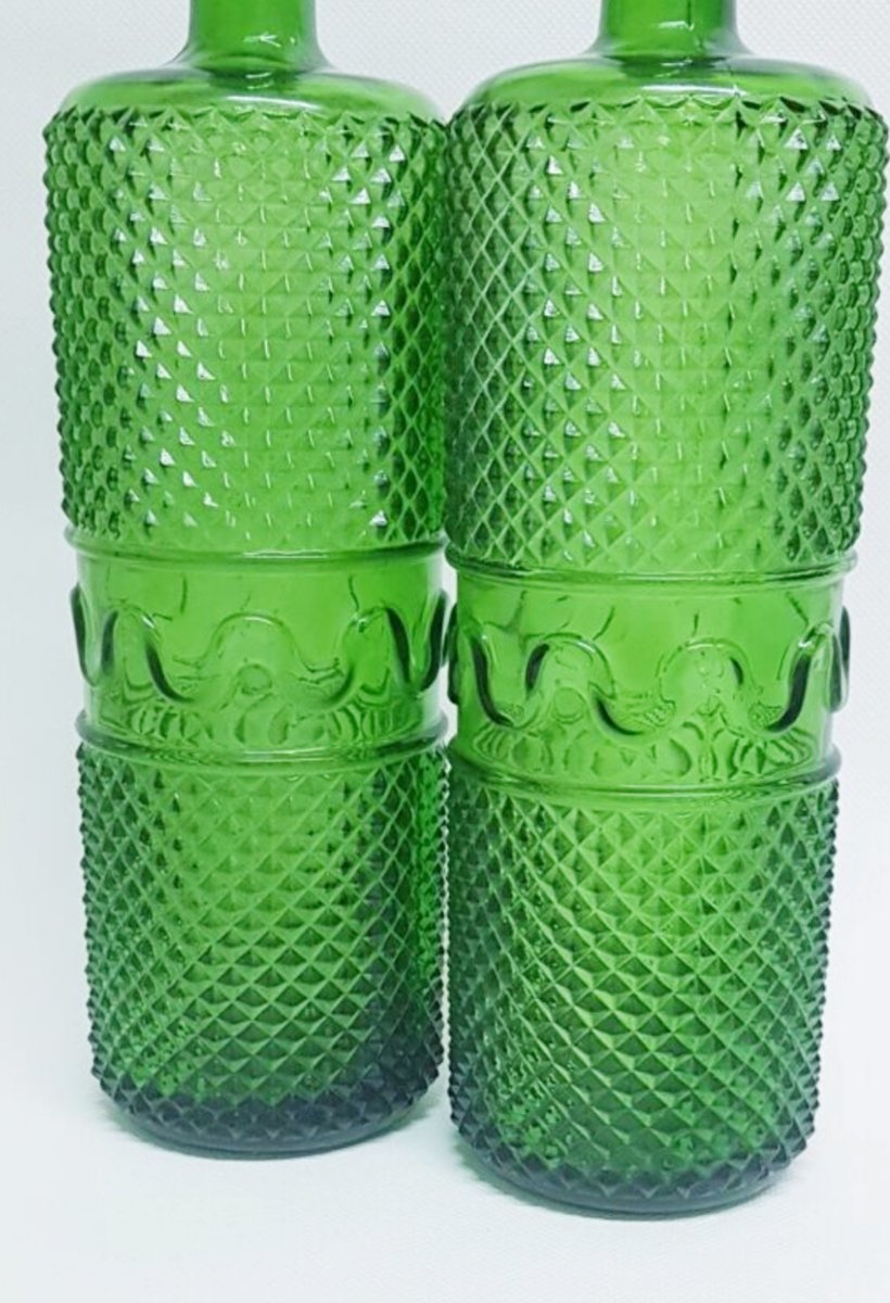 Mid-Century Italian Tall Carafes, Set of 2 for sale at Pamono