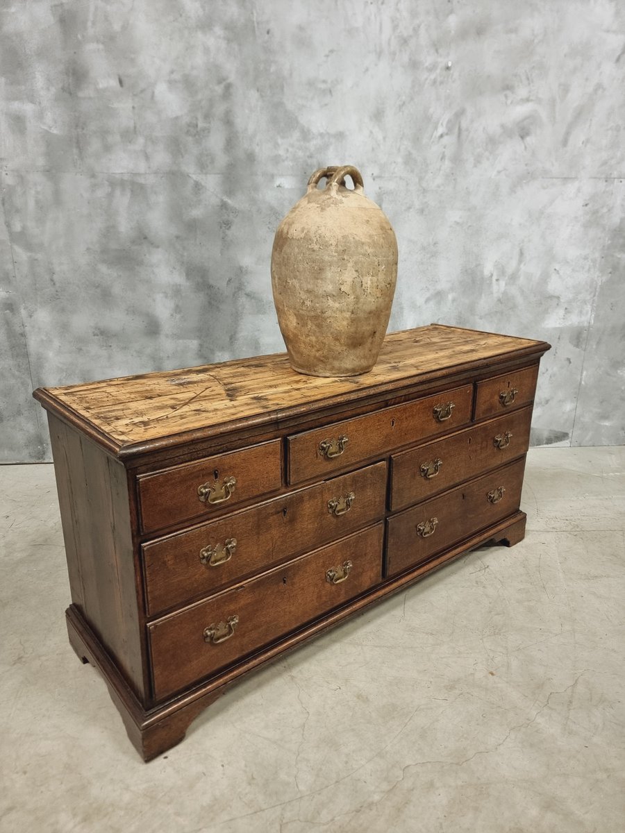 Antique English Sideboard in Oak, 1890s for sale at Pamono