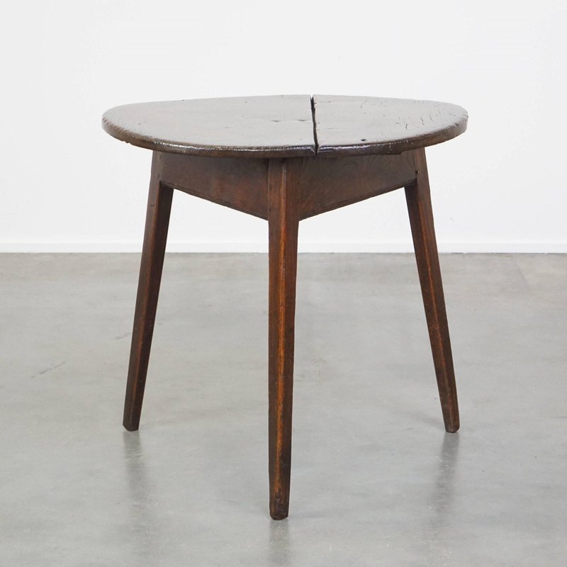 Antique English Cricket Table, 18th Century for sale at Pamono