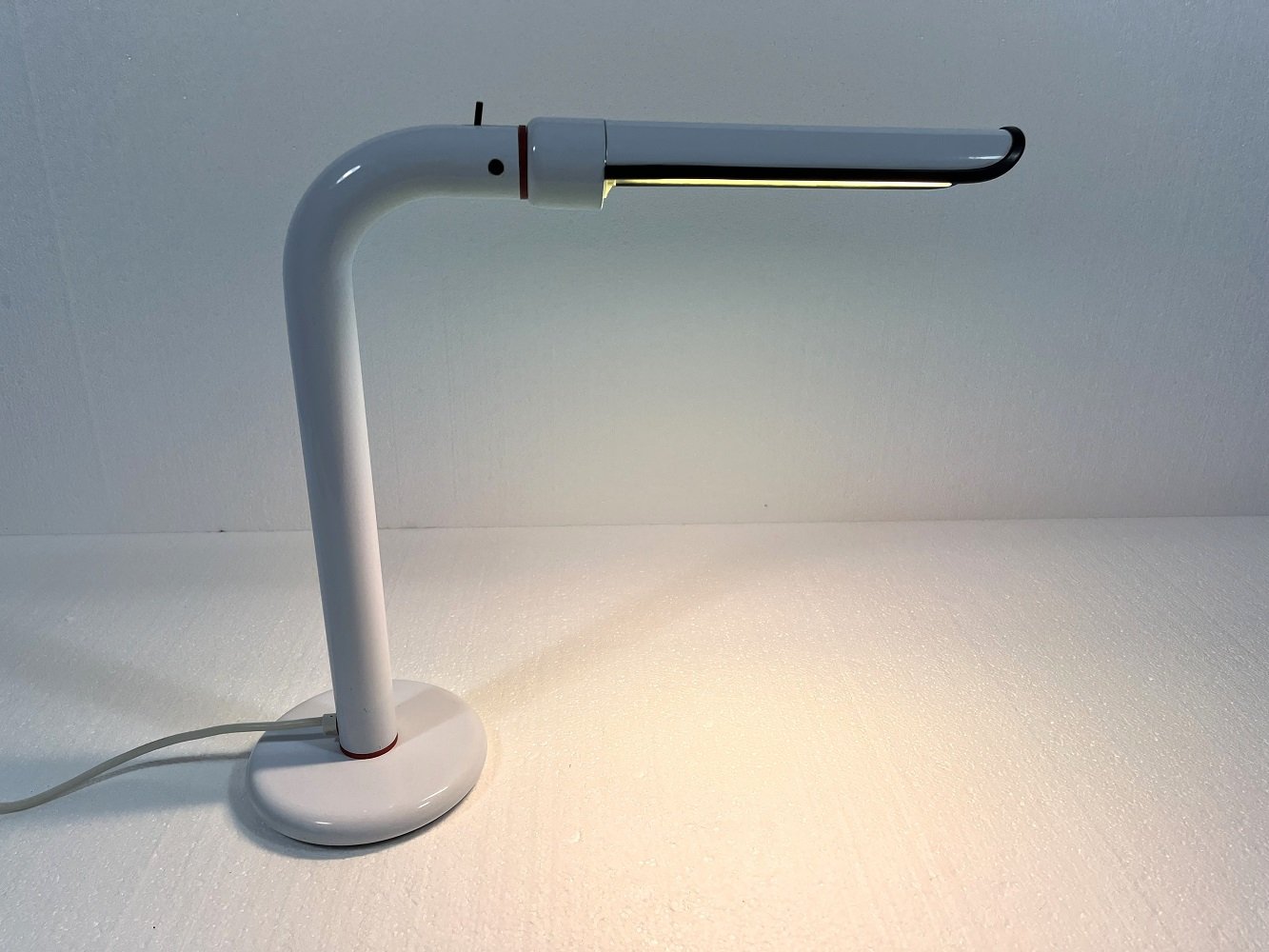 Vintage Desk Lamp from Philips, 1980s for sale at Pamono