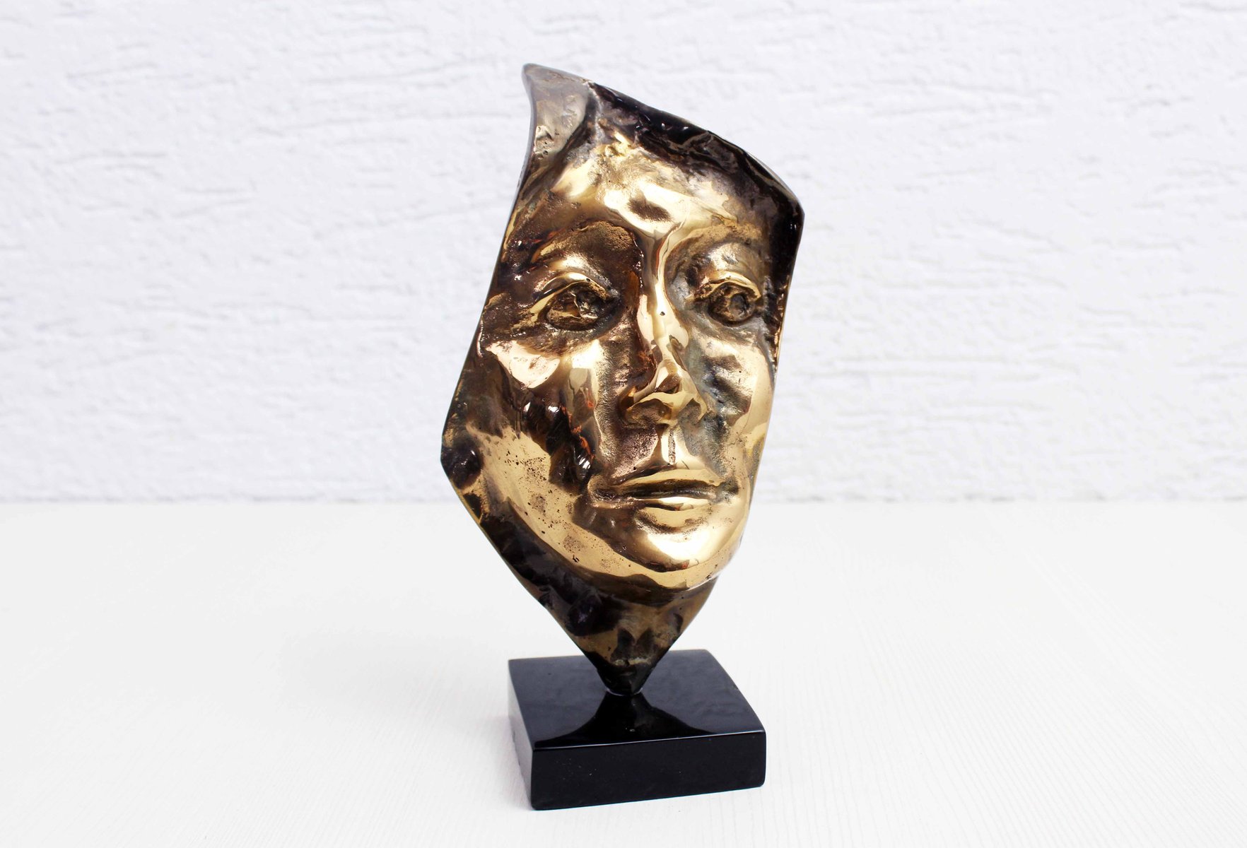 Yves Lohé, Face Sculpture, 1970s, Bronze for sale at Pamono