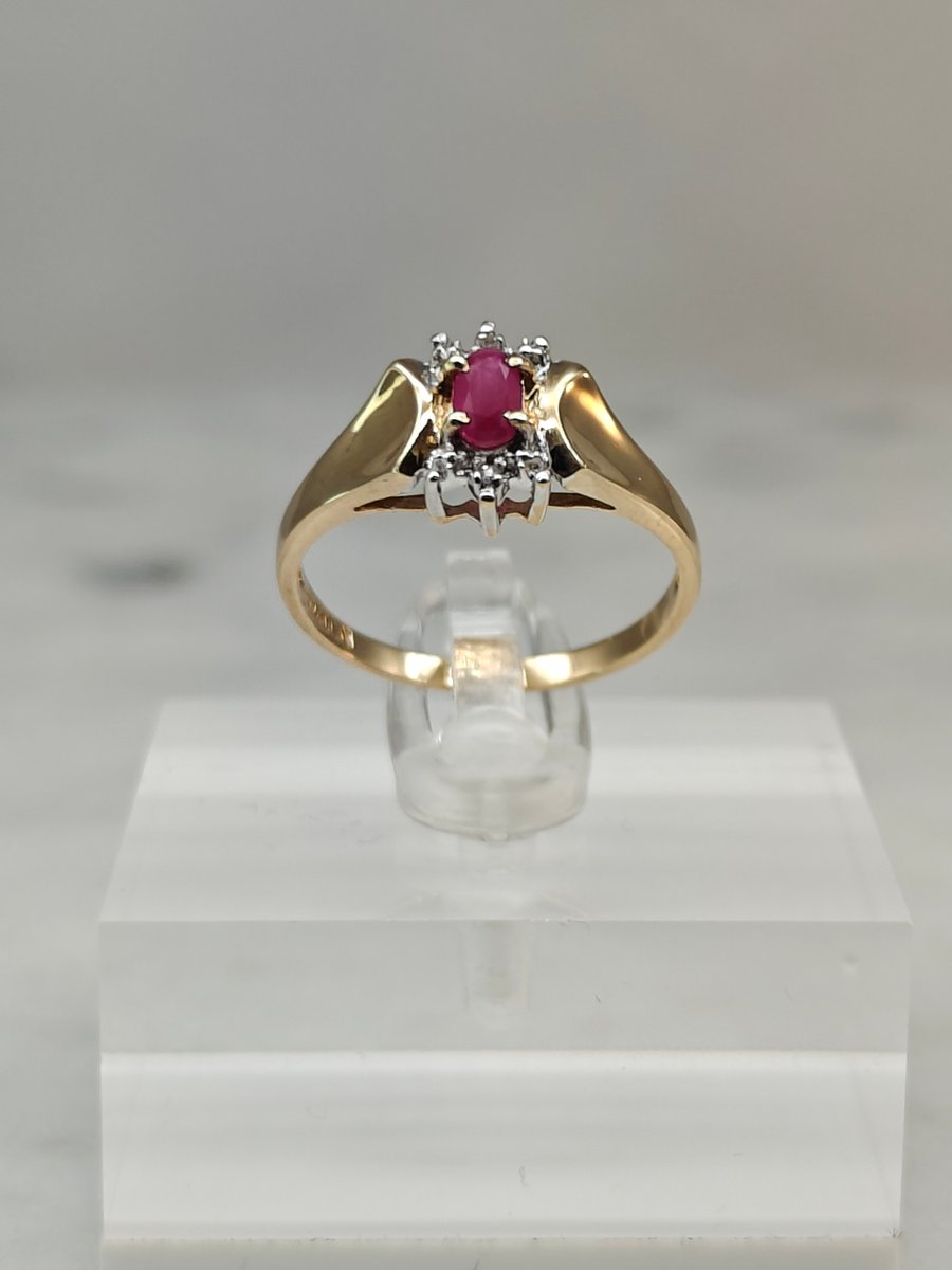 Vintage Ruby Gold Ring with Diamonds, 1946 for sale at Pamono