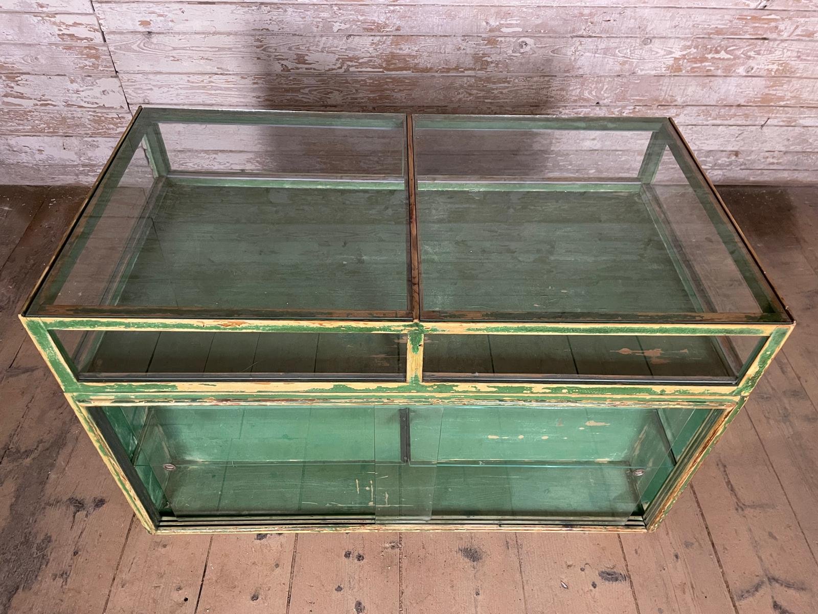 Vintage Sales Counter in Original for sale at Pamono