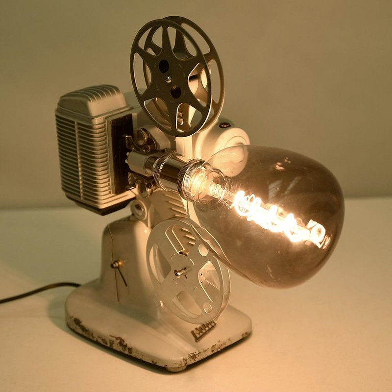 Projector Transformed Into a Light Fixture from Nilus for sale at Pamono