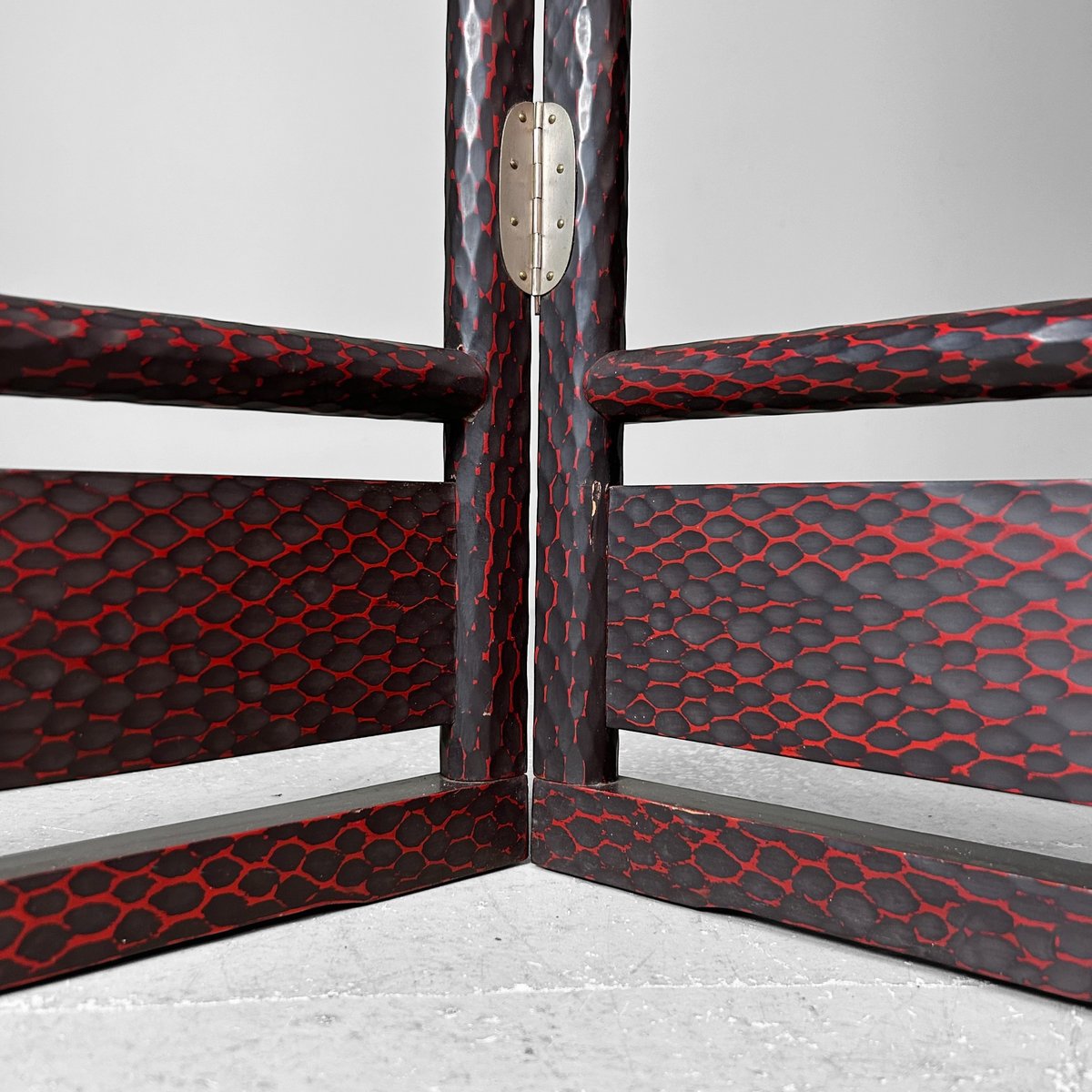 Japanese Wooden Kamakura Bori Kimono Hanger Stand, 1960s for sale at Pamono