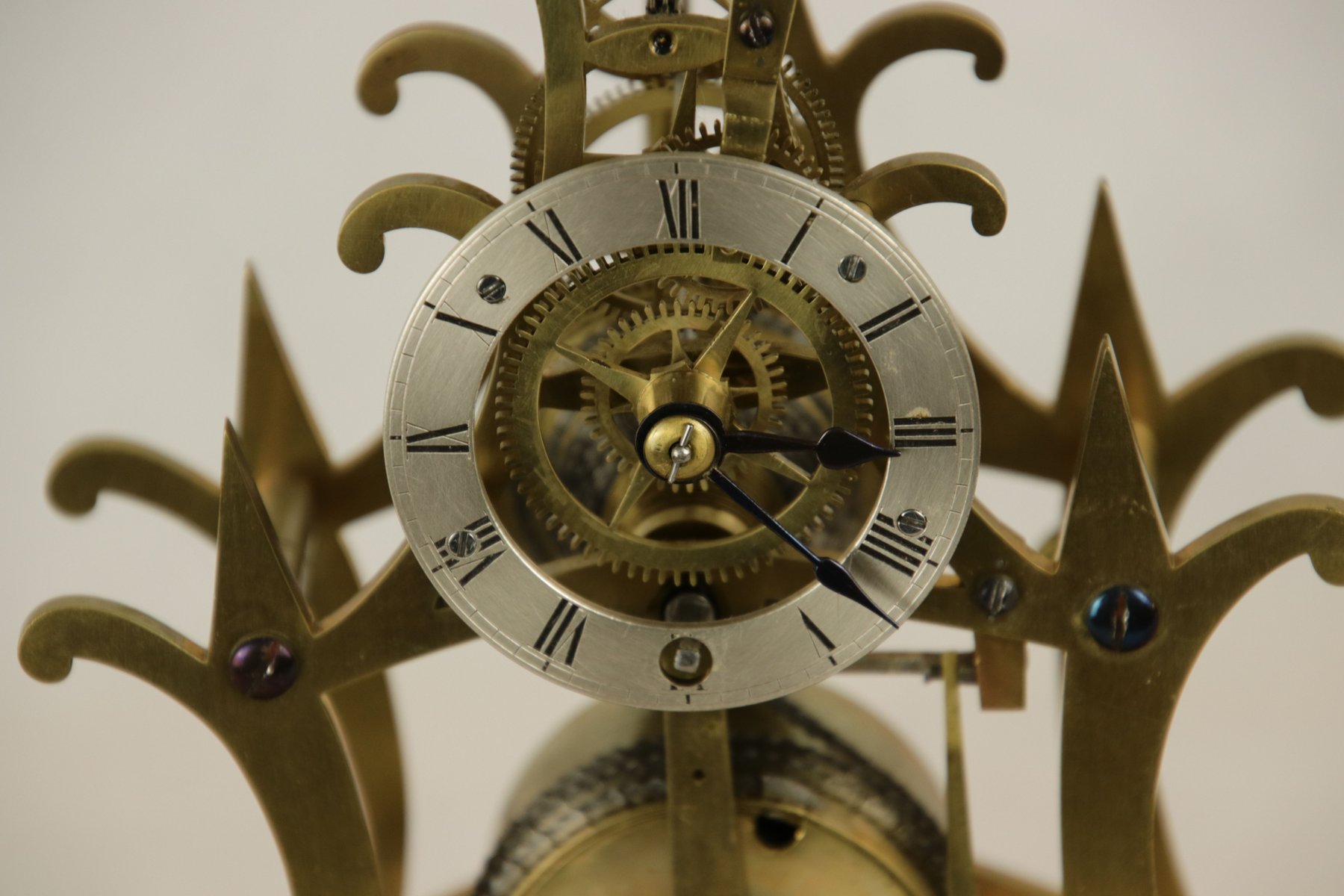 Small Antique Skeleton Clock, England, 19th Century for sale at Pamono