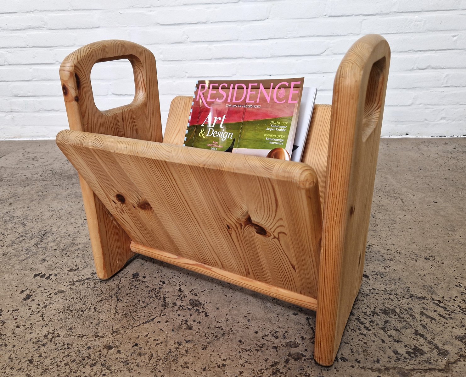 Pine Magazine Rack, Denmark, 1970s for sale at Pamono