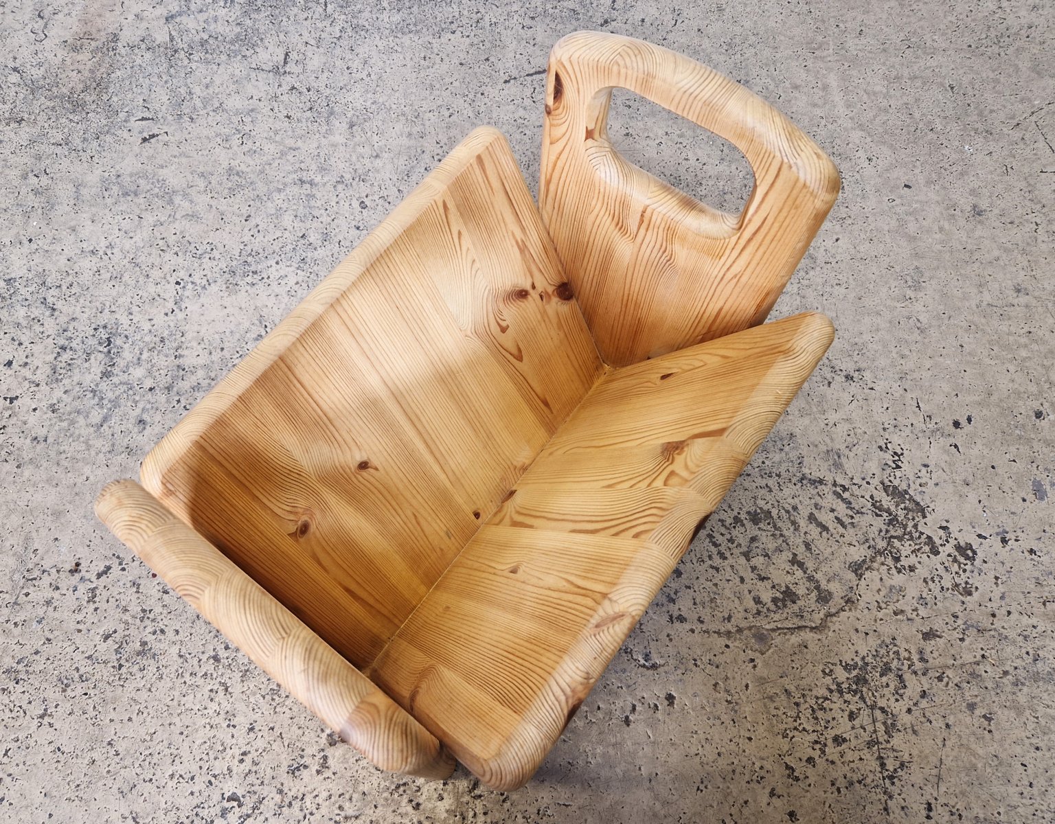 Pine Magazine Rack, Denmark, 1970s for sale at Pamono