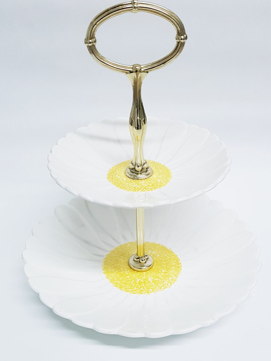 Vintage Daisy Petit Fours Server, Gien, France for sale at Pamono