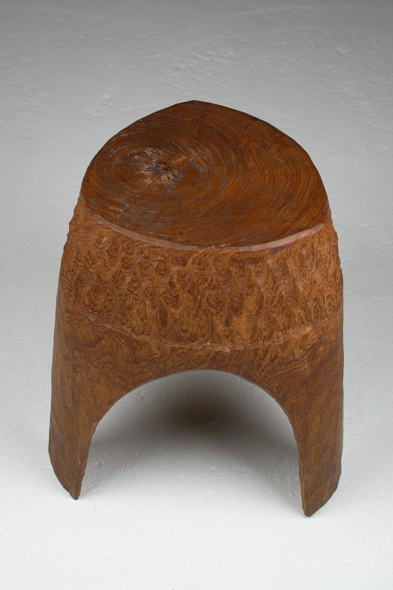 20th Century African Tribal Carved Hardwood Side Table for sale at Pamono