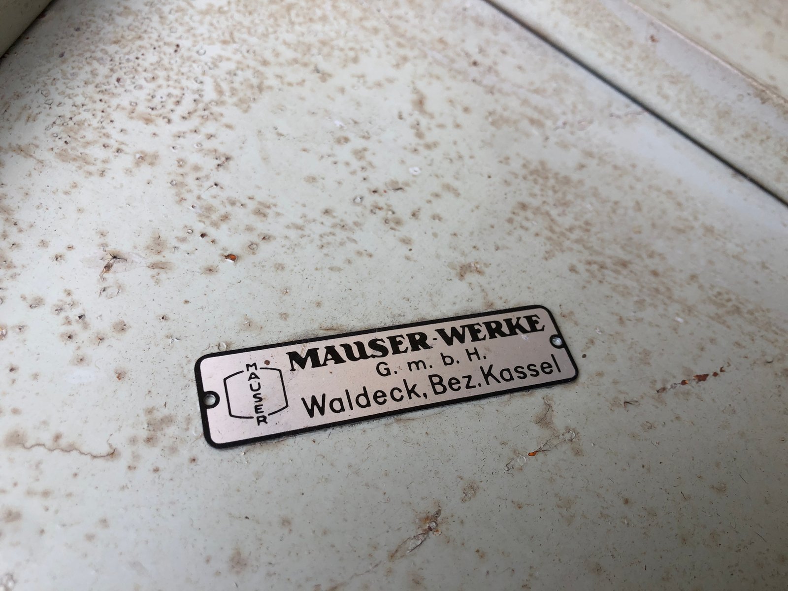 Steel Tube Loop Side Table from Mauser Werke Waldeck, 1940s for sale at Pamono