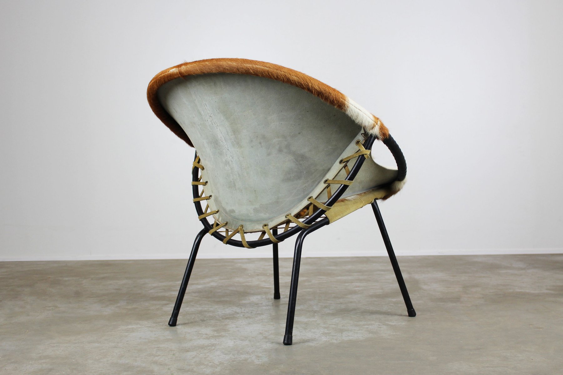 Sedia Balloon in pelle bovina di Hans Olsen, anni '50 in vendita su Pamono