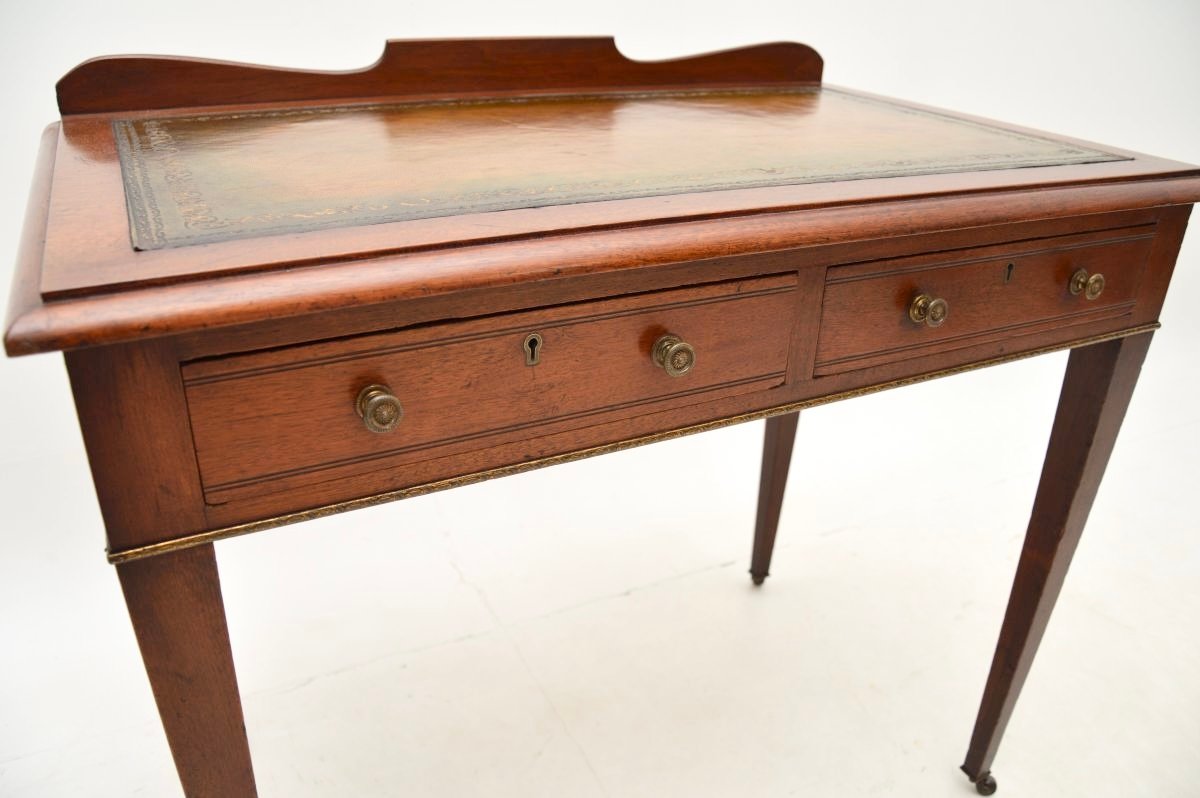 Antique Edwardian Desk, 1890s for sale at Pamono