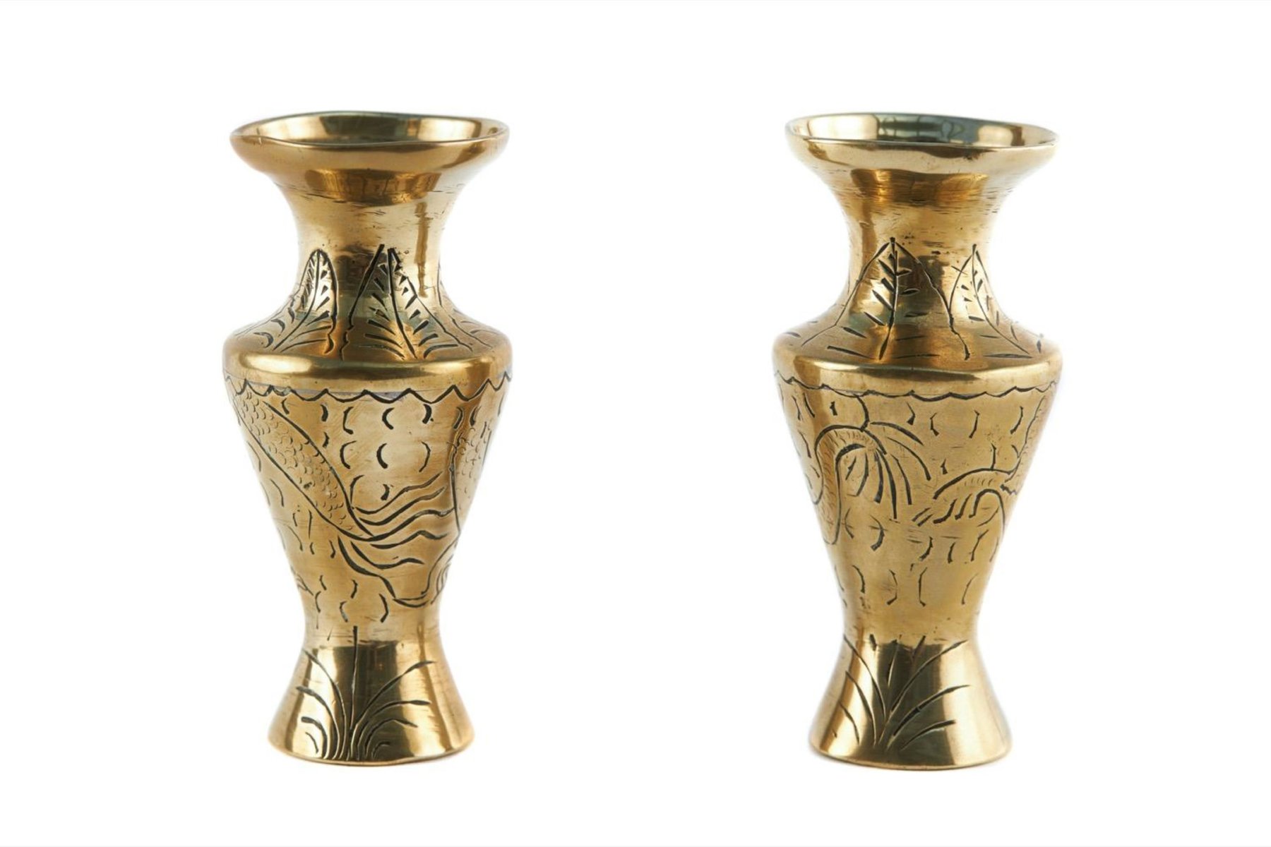 Small Antique Chinese Brass Vases, 1900s, Set of 2 for sale at Pamono