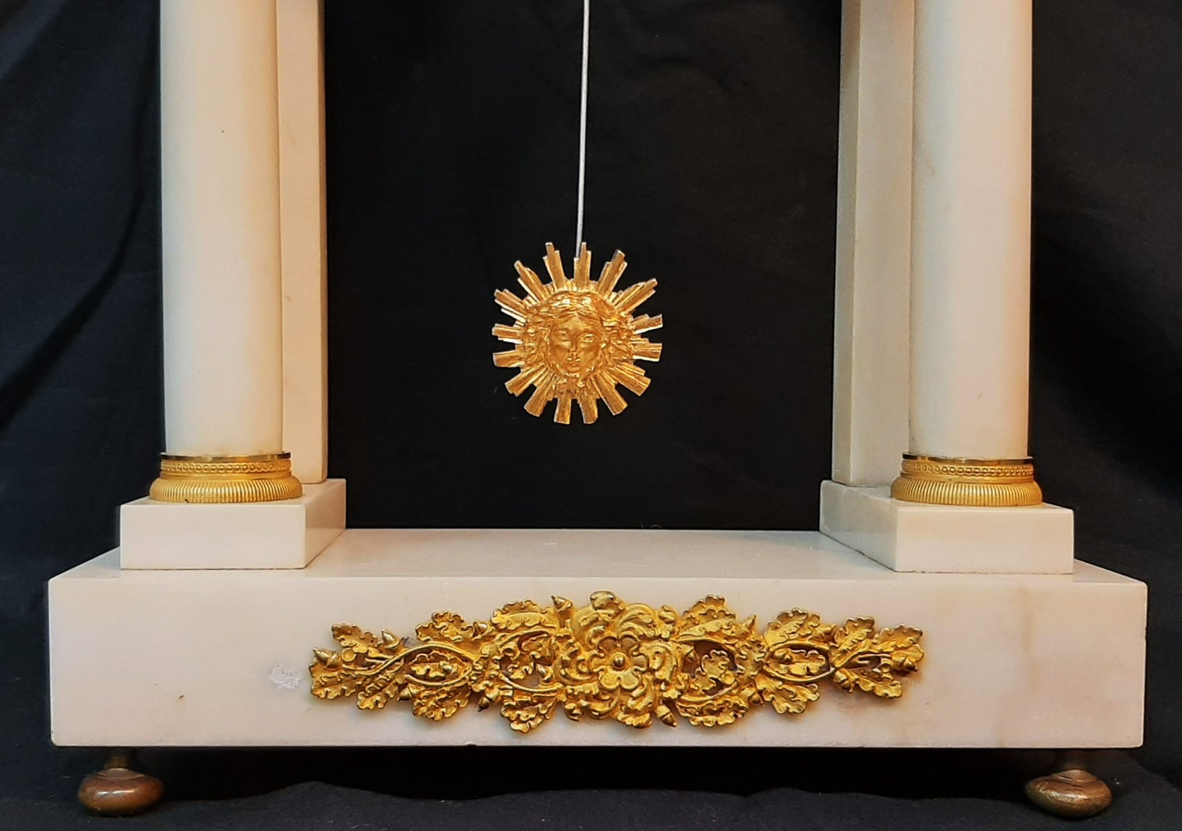 Portico Pendulum Clock in White Marble, France for sale at Pamono