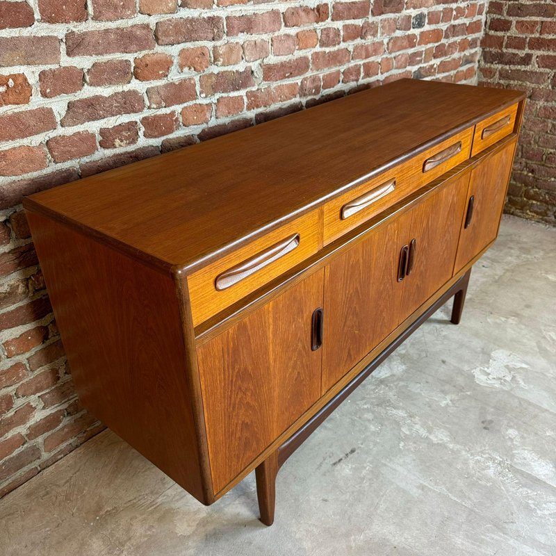 Vintage Sideboard from G Plan, UK, 1960 for sale at Pamono