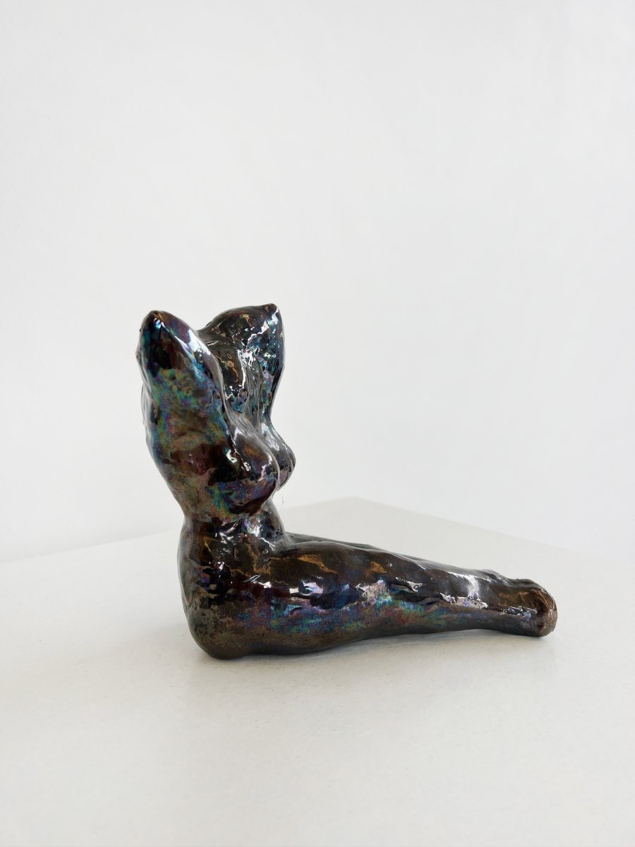 Ceramic Venus Seated Sculpture by Carlo Alberti, 1970s for sale at Pamono