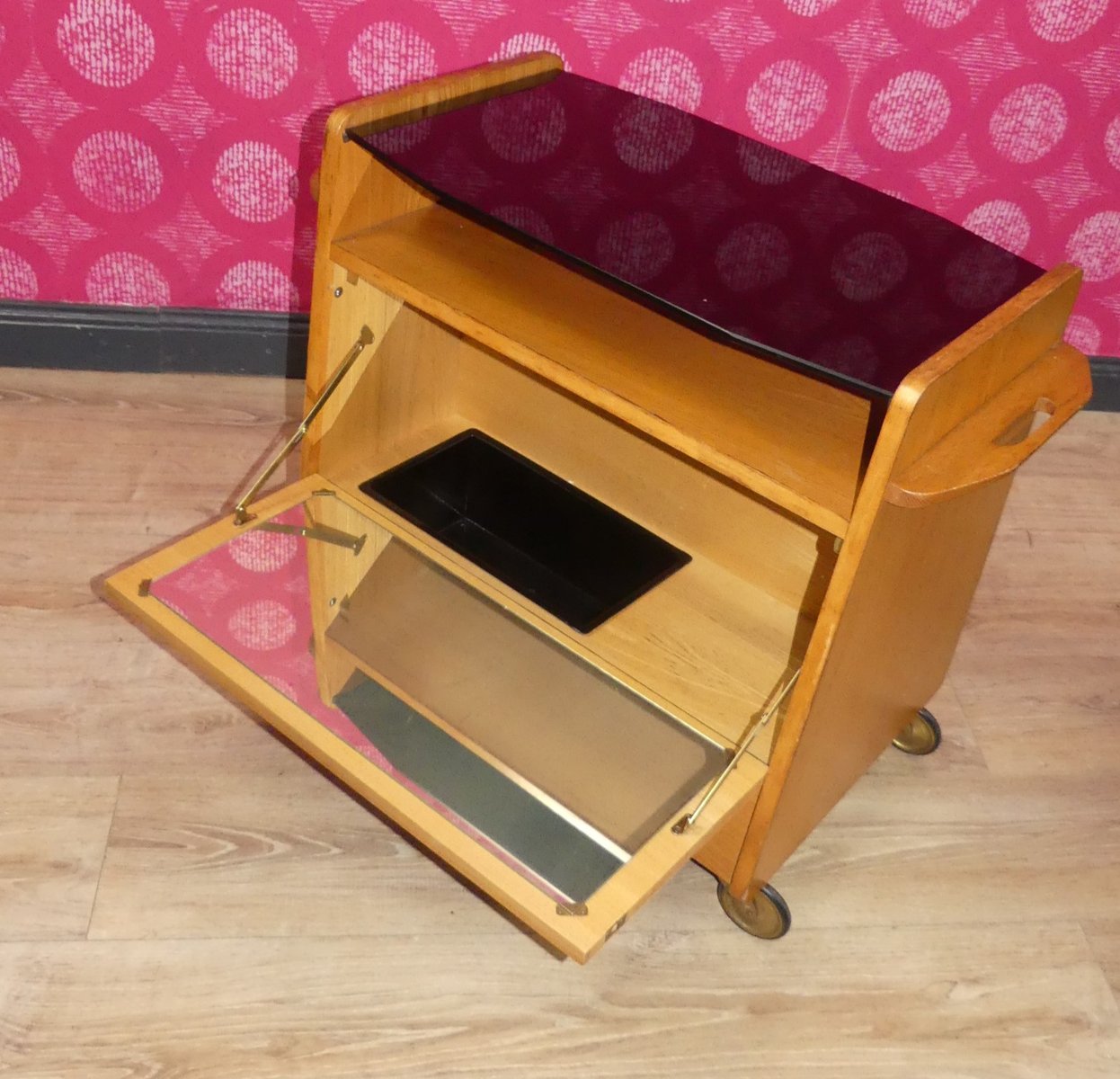 Individual Mini Bar on Wheels, 1960s for sale at Pamono