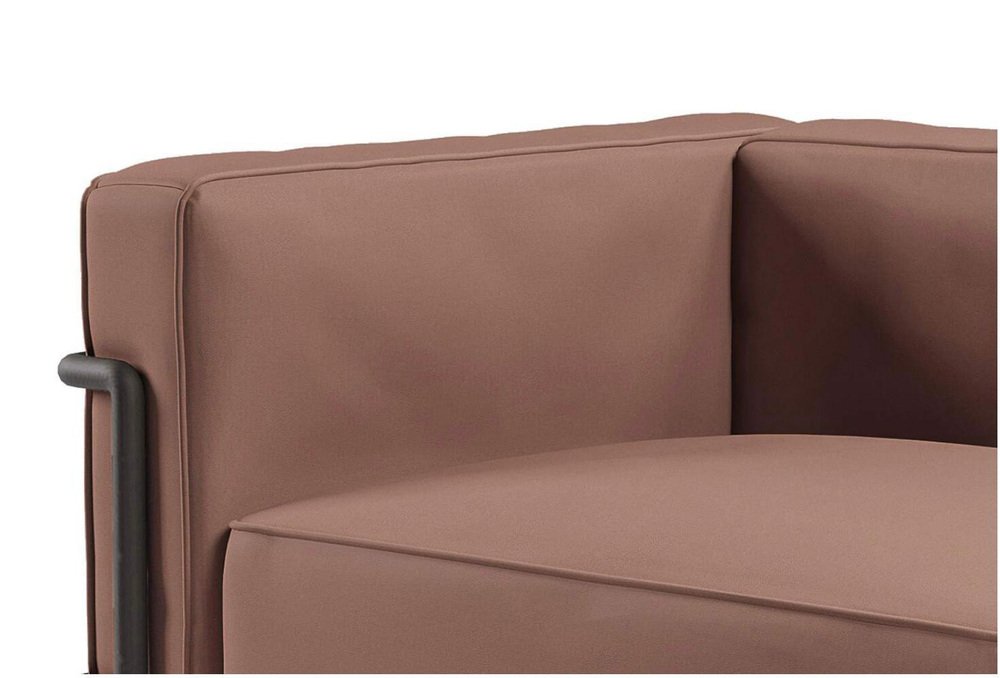 3 High Comfort Chair by Le Corbusier for Cassina for sale at Pamono