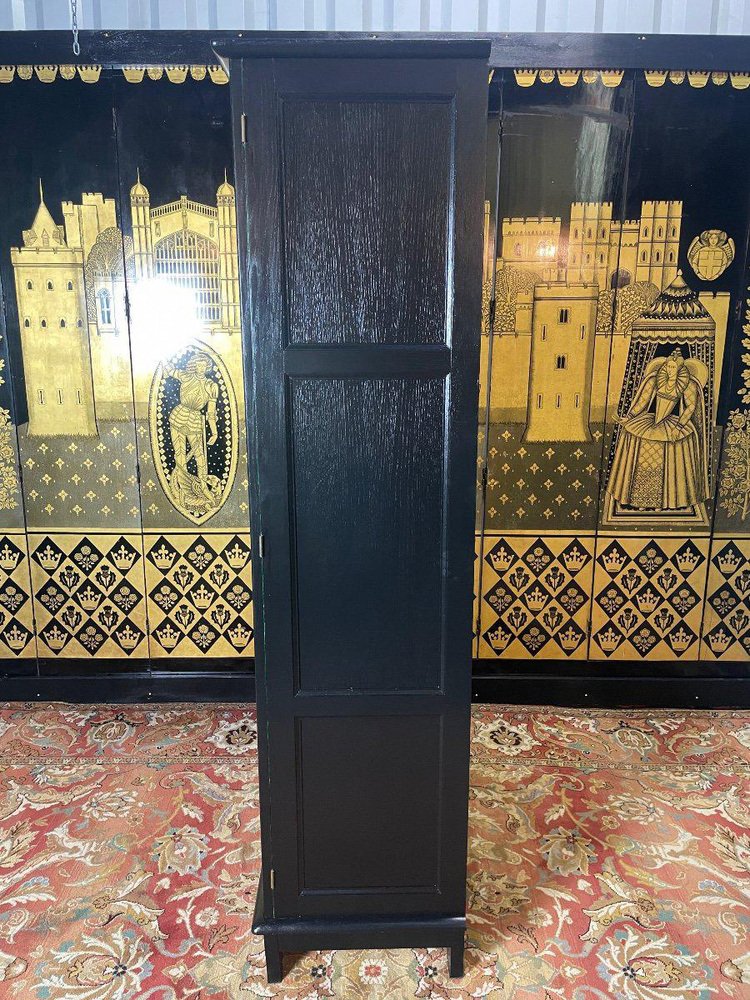 Black Oak School Showcase for sale at Pamono