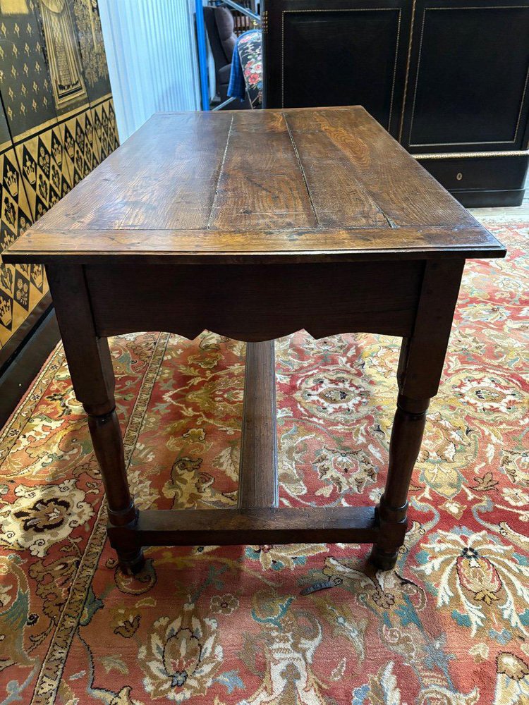 19th century Renaissance Oak Table for sale at Pamono