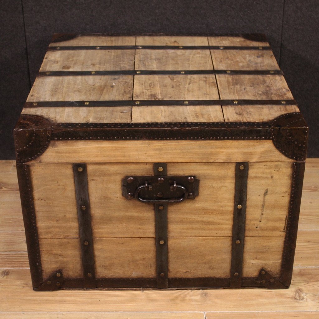 Large Wooden Trunk, 1960s for sale at Pamono