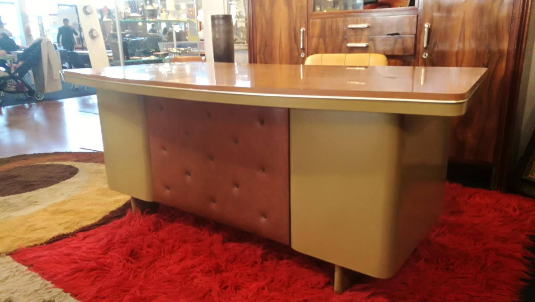 Executive Desk in Lacquered and Laminated Metal from Anonima Castelli ...