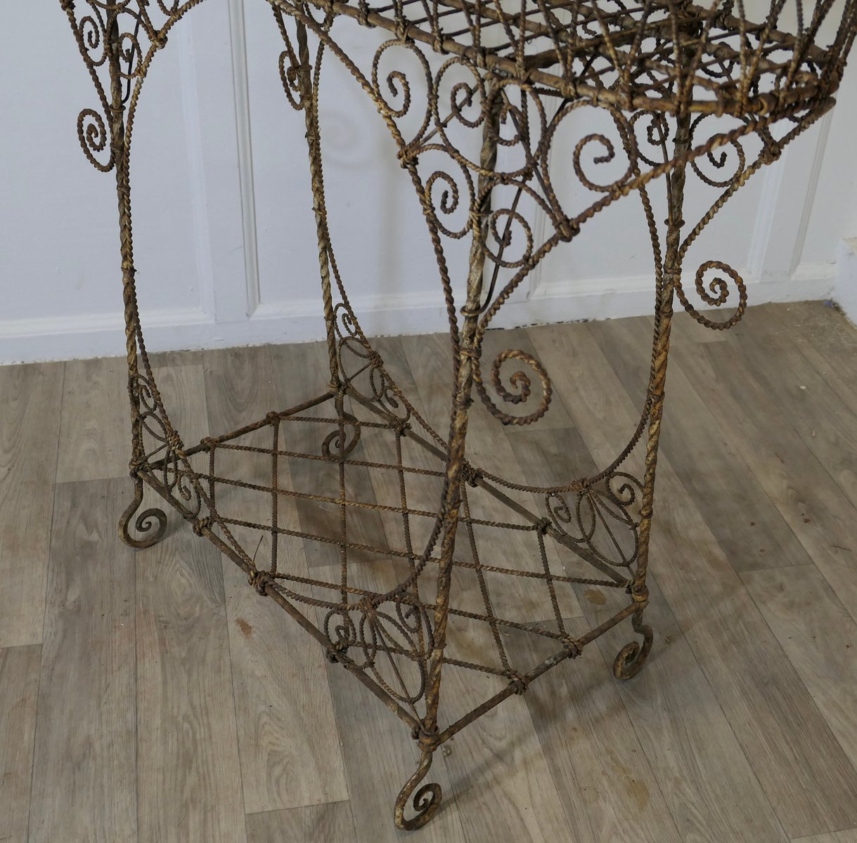 Regency Wire Work Plant Stand for sale at Pamono