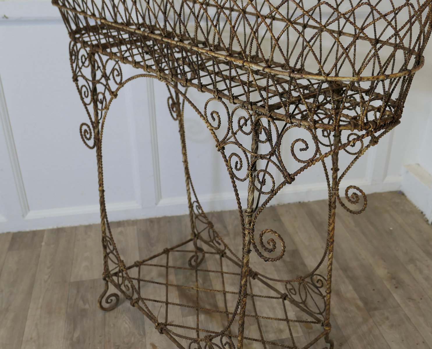 Regency Wire Work Plant Stand for sale at Pamono